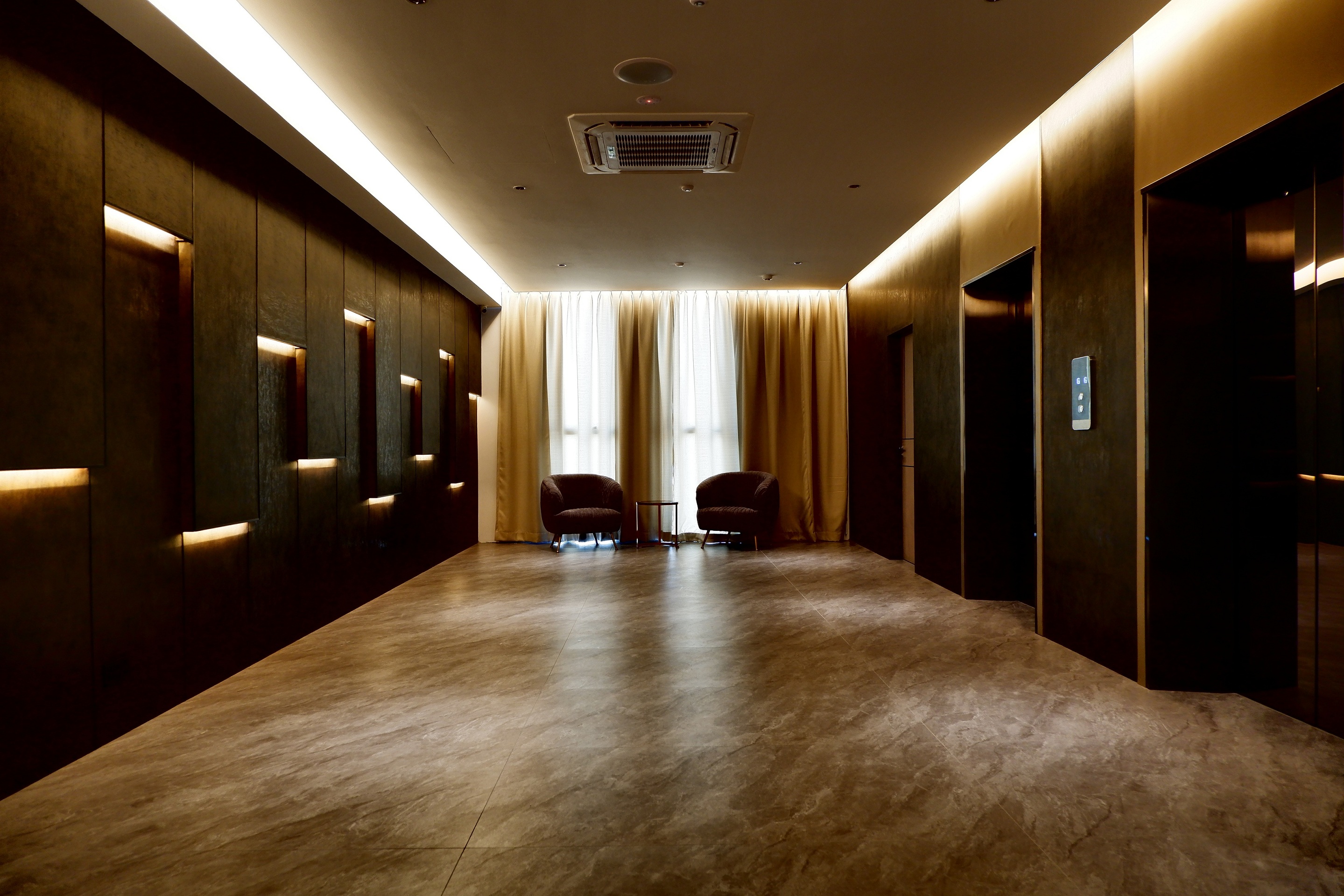 Gallery Media - J Hotel